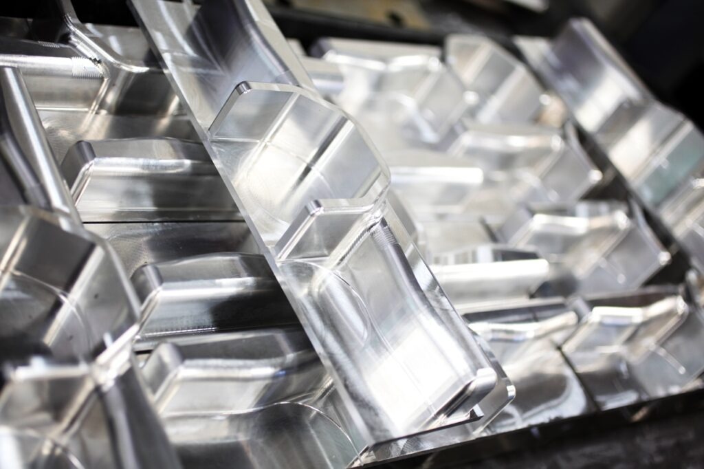 Advanced Composites | Composite Manufacturing Inc.